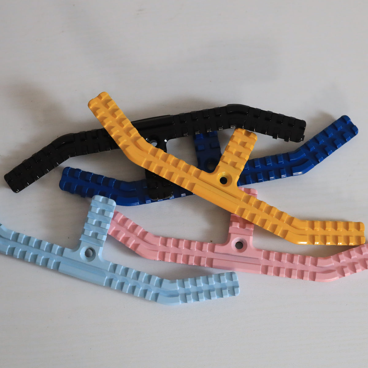 2021+ Bronco The Slingshot BYOD Dash Rail | Scratch-n-Dent – Buck Rails